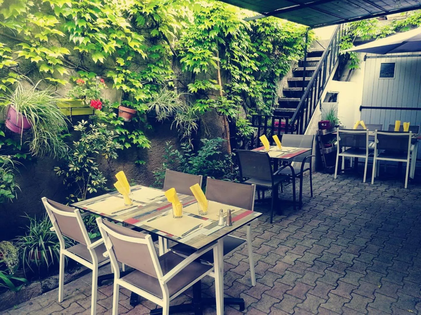 Restaurant Le Romarin, Restaurants à Vauvert